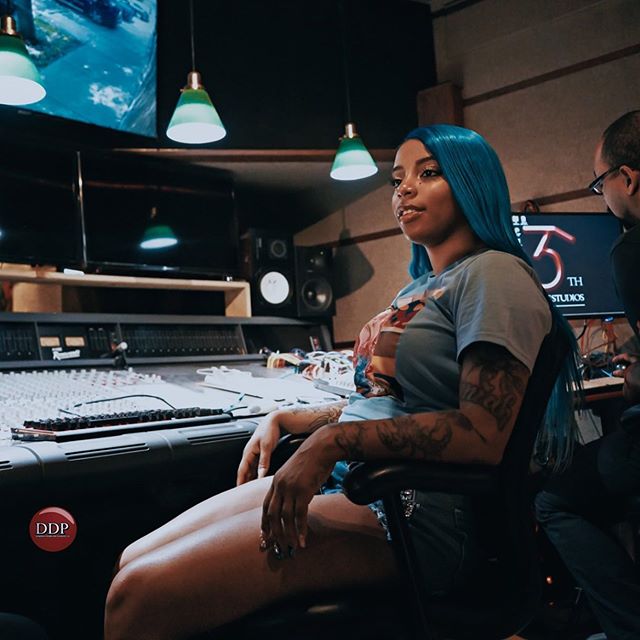 SASHA GO HARD & DAVE THE KING – “BORING” – The Hollywood Six